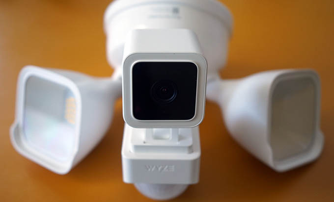 Wyze Cam Floodlight Review: Level Up Your Home Security Now with ...